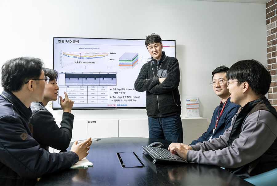 SK hynix_CMP pad developer interview_EN_08 – SK hynix Newsroom