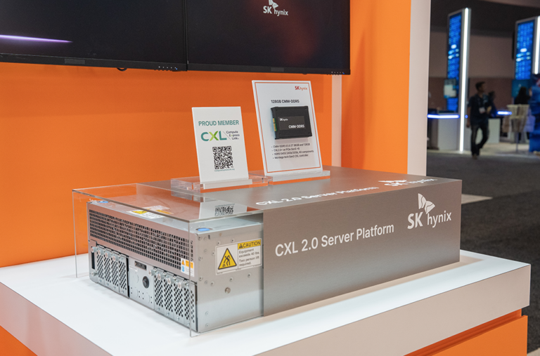 SK hynix Leading AI Memory Displayed at FMS 2025